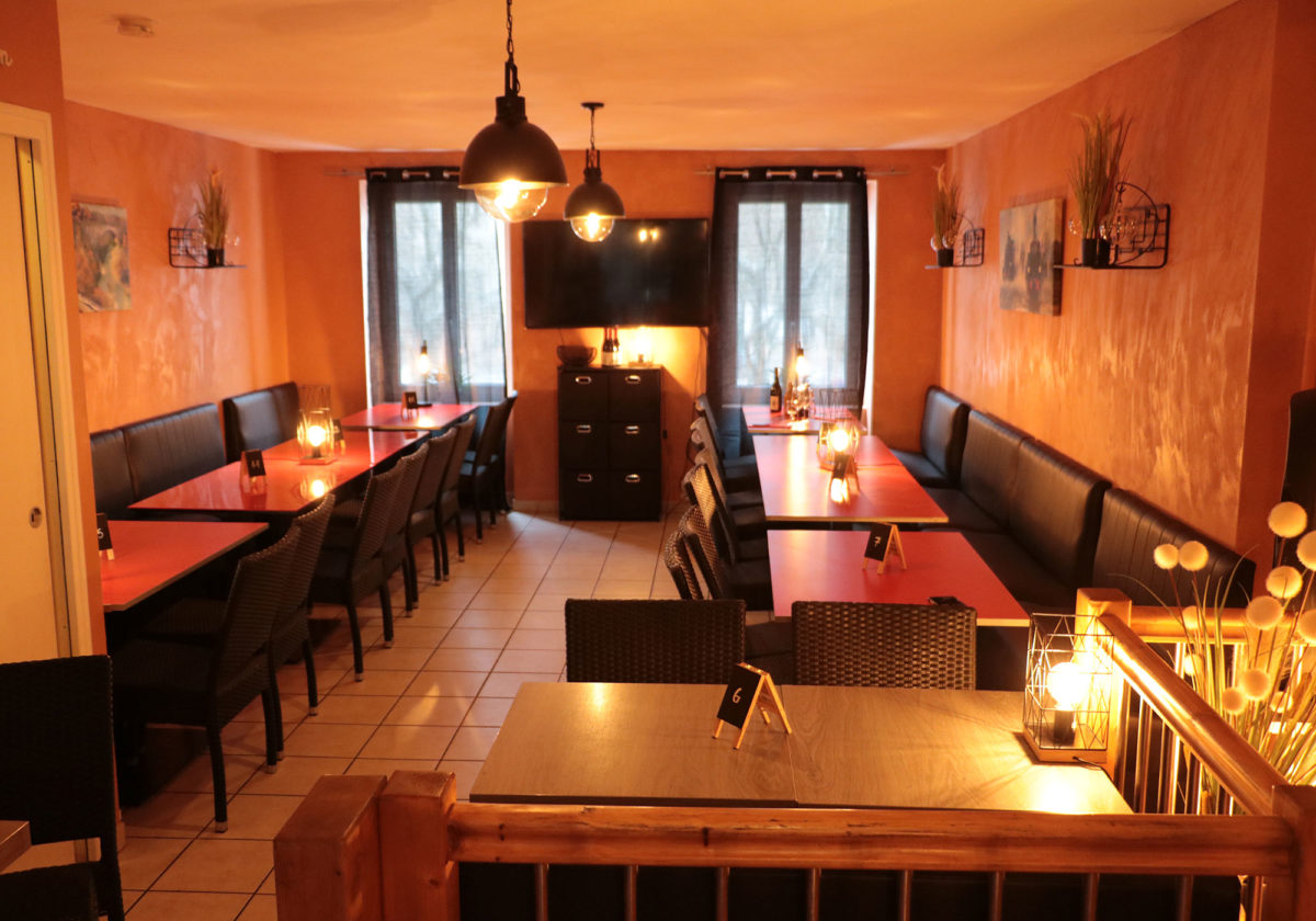 Restaurant Chez Mag, Lamastre, Bistrot & Spécialités Ardéchoises