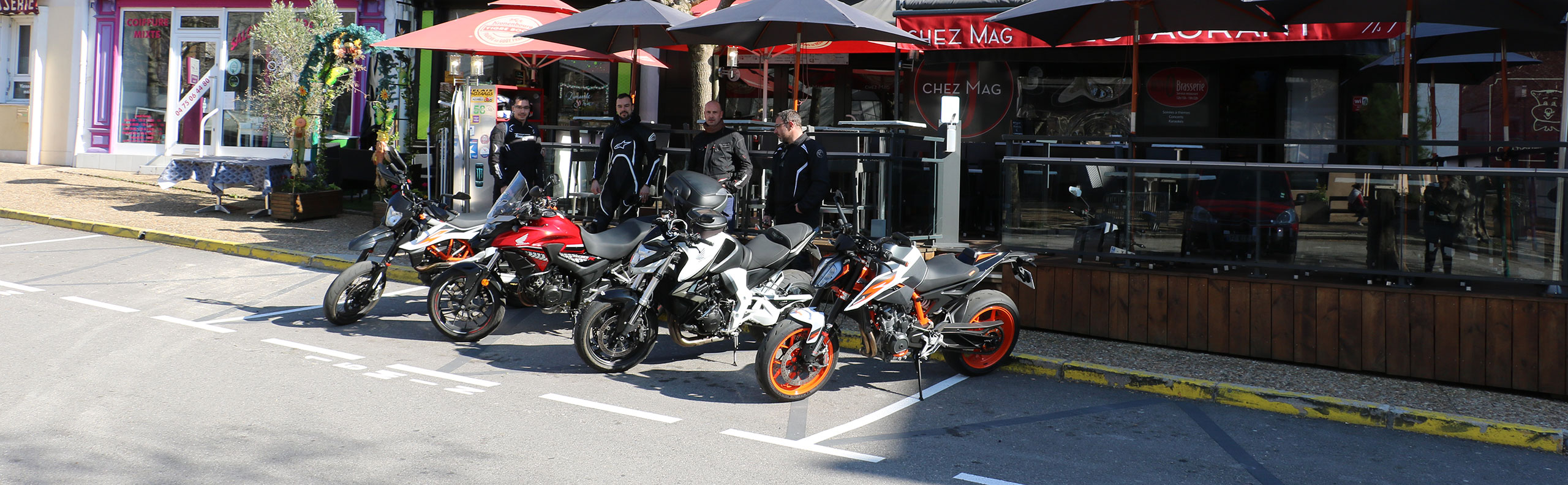 Restaurant Chez Mag, Lamastre - Relais Motard - parking à disposition